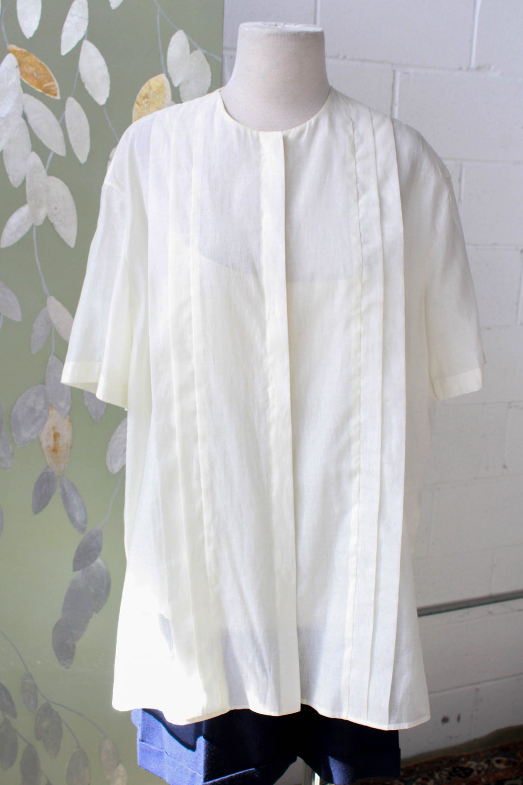 Coastal Grandmother – Ian Drummond Vintage